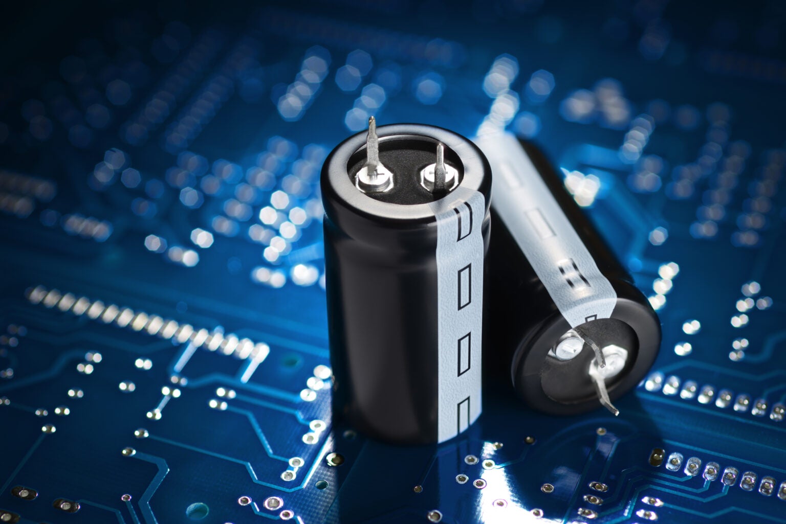 Capacitor CAD Models in Ultra Librarian